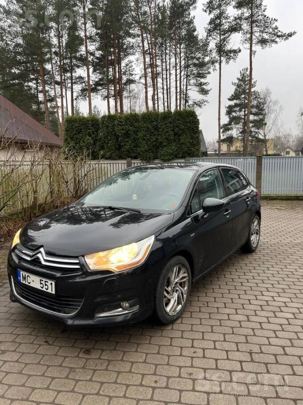 Melns Citroen C4 2012 Rīga, ar dzinēja tilpumu 1.60 L un nobraukumu 224 tūkst. km par 2250 €, foto 2 vietnē AUTOMOTO.COM.LV