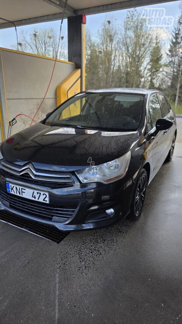 Melns Citroen C4 2012 Kauņa, ar dzinēja tilpumu 1.60 L un nobraukumu 249 tūkst. km par 3400 €, foto 2 vietnē AUTOMOTO.COM.LV