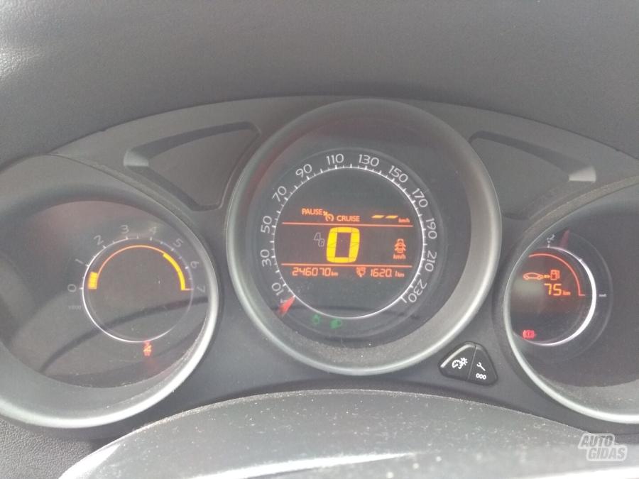 Melns Citroen C4 2012 Vilkaviškis, ar dzinēja tilpumu 1.60 L un nobraukumu 240 tūkst. km par 2850 €, foto 15 vietnē AUTOMOTO.COM.LV