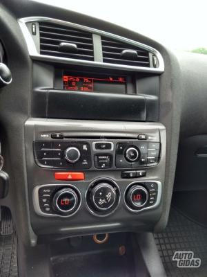 Melns Citroen C4 2012 Vilkaviškis, ar dzinēja tilpumu 1.60 L un nobraukumu 240 tūkst. km par 2850 €, foto 17 vietnē AUTOMOTO.COM.LV