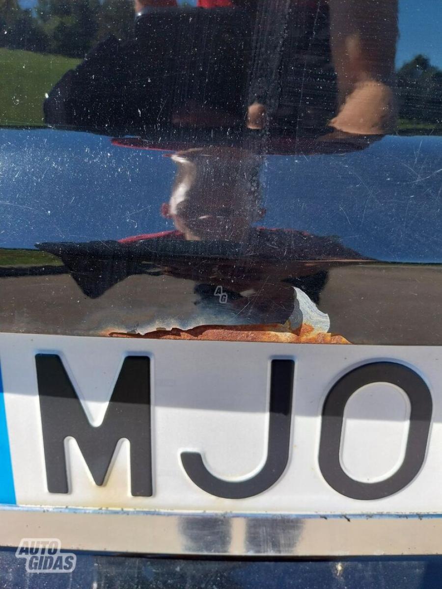 Black Citroen C4 2012 in Taurage, with an engine capacity of 1.60 L and mileage of 258 thousand km for 3500 €, photo 13 on AUTOMOTO.COM.LV