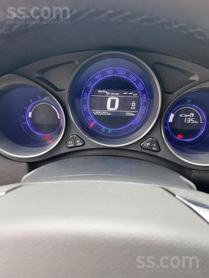 Melns Citroen C4 2012 Ogre, ar dzinēja tilpumu 1.60 L un nobraukumu 205 tūkst. km par 3600 €, foto 5 vietnē AUTOMOTO.COM.LV