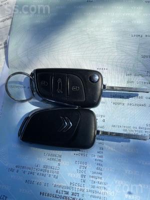 Melns Citroen C4 2012 Ogre, ar dzinēja tilpumu 1.60 L un nobraukumu 205 tūkst. km par 3600 €, foto 16 vietnē AUTOMOTO.COM.LV