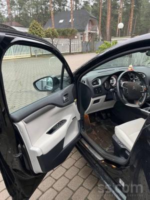 Melns Citroen C4 2012 Rīga, ar dzinēja tilpumu 1.60 L un nobraukumu 225 tūkst. km par 2500 €, foto 20 vietnē AUTOMOTO.COM.LV
