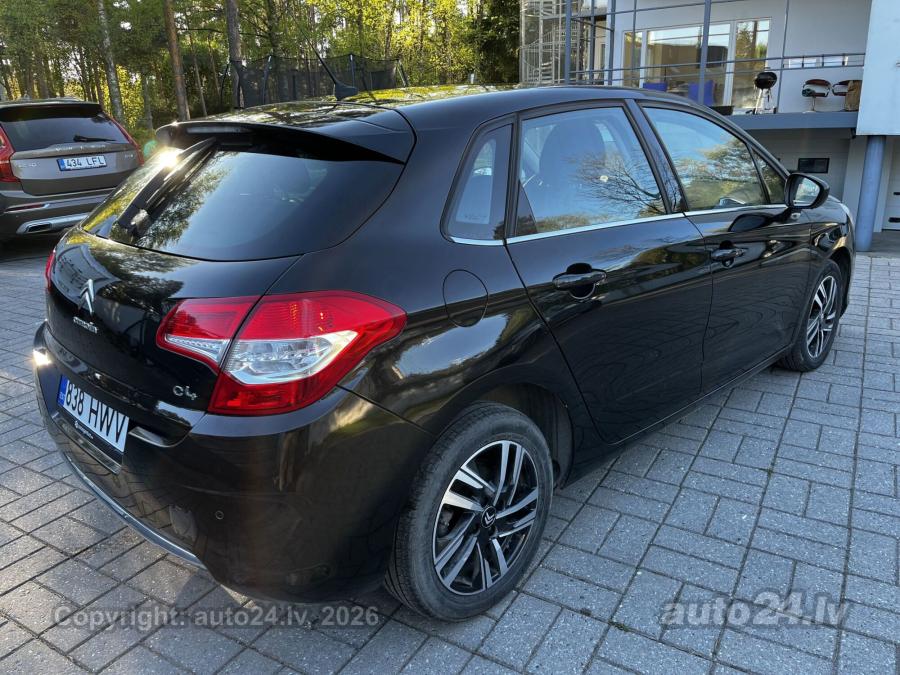 Melns Citroen C4 2013 Tallina, ar dzinēja tilpumu 1.60 L un nobraukumu 125 tūkst. km par 4500 €, foto 7 vietnē AUTOMOTO.COM.LV