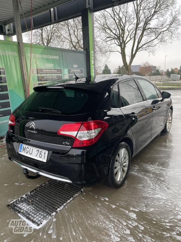 Black Citroen C4 2013 in Plunge, with an engine capacity of 1.60 L and mileage of 267 thousand km for 2550 €, photo 3 on AUTOMOTO.COM.LV