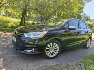 Black Citroen C4 2013 in Riga, with an engine capacity of 1.60 L and mileage of 205 thousand km for 4999 €, photo  on AUTOMOTO.COM.LV