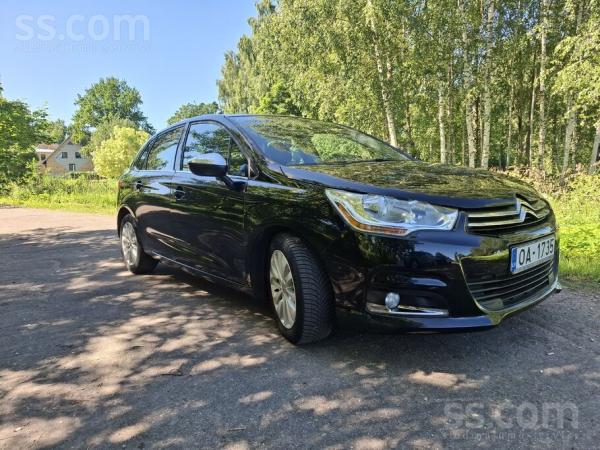 Черный Ситроен С4 2013 в Рига, объемом двигателя 1.60 л и пробегом 205 тыс. км за 4999 €, фото 3 на AUTOMOTO.COM.LV