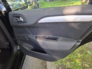Black Citroen C4 2013 in Riga, with an engine capacity of 1.60 L and mileage of 205 thousand km for 4999 €, photo 13 on AUTOMOTO.COM.LV