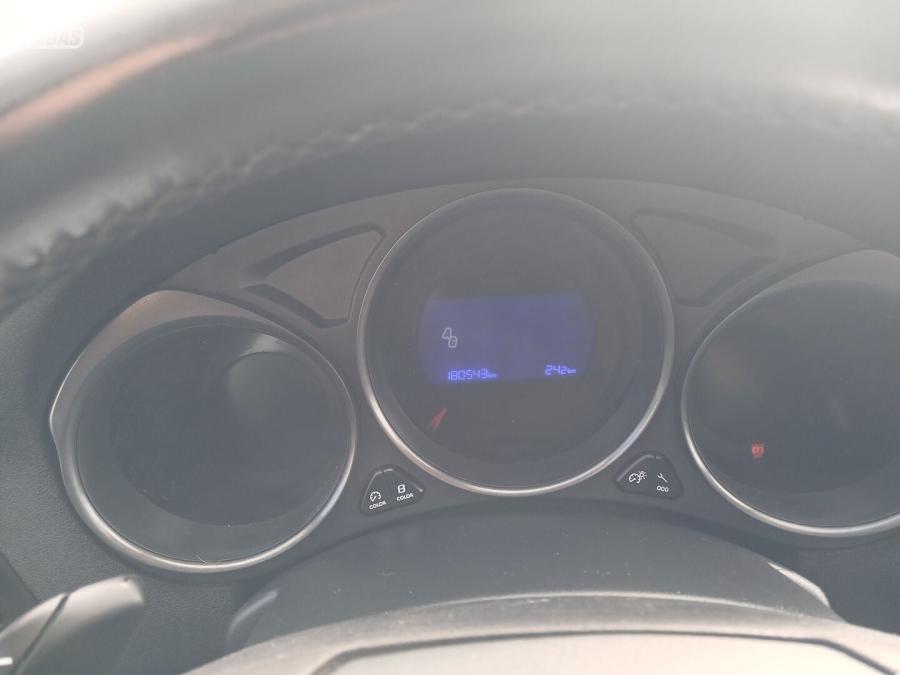 Black Citroen C4 2014 in Panevezys, with an engine capacity of 1.60 L and mileage of 181 thousand km for 3250 €, photo 17 on AUTOMOTO.COM.LV
