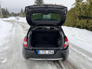 Melns Citroen C4 2015 Viļņa, ar dzinēja tilpumu 1.60 L un nobraukumu 170 tūkst. km par 4350 €, foto 8 vietnē AUTOMOTO.COM.LV