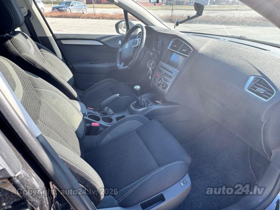 Melns Citroen C4 2015 Tartu, ar dzinēja tilpumu 1.20 L un nobraukumu 167 tūkst. km par 4900 €, foto 6 vietnē AUTOMOTO.COM.LV