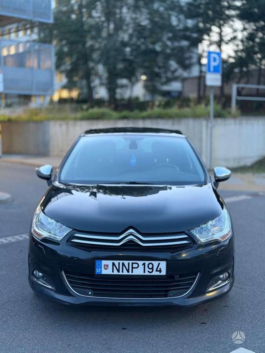 Melns Citroen C4 2015 Viļņa, ar dzinēja tilpumu 0.00 L un nobraukumu 238 tūkst. km par 4400 €, foto 4 vietnē AUTOMOTO.COM.LV