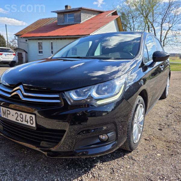 Melns Citroen C4 2016 Ludza, ar dzinēja tilpumu 1.60 L un nobraukumu 176 tūkst. km par 5500 €, foto 1 vietnē AUTOMOTO.COM.LV