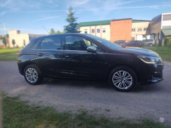 Черный Ситроен С4 2016 в Пренай, объемом двигателя 1.20 л и пробегом 192 тыс. км за 3600 €, фото 4 на AUTOMOTO.COM.LV