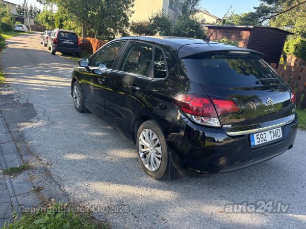 Melns Citroen C4 2016 Saue, ar dzinēja tilpumu 1.60 L un nobraukumu 285 tūkst. km par 3200 €, foto 10 vietnē AUTOMOTO.COM.LV