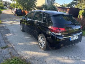 Melns Citroen C4 2016 Saue, ar dzinēja tilpumu 1.60 L un nobraukumu 285 tūkst. km par 3200 €, foto 11 vietnē AUTOMOTO.COM.LV