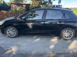 Melns Citroen C4 2016 Saue, ar dzinēja tilpumu 1.60 L un nobraukumu 285 tūkst. km par 3200 €, foto 12 vietnē AUTOMOTO.COM.LV