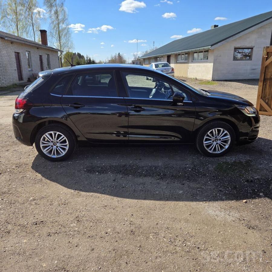 Melns Citroen C4 2016 Ludza, ar dzinēja tilpumu 1.60 L un nobraukumu 179 tūkst. km par 5000 €, foto 1 vietnē AUTOMOTO.COM.LV