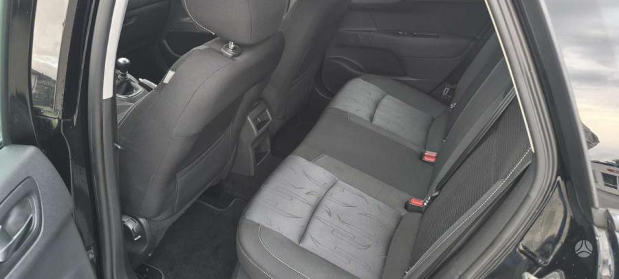 Melns Citroen C4 2017 Tauragė, ar dzinēja tilpumu 1.20 L un nobraukumu 117 tūkst. km par 4200 €, foto 11 vietnē AUTOMOTO.COM.LV