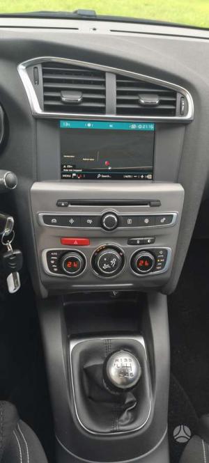 Melns Citroen C4 2017 Tauragė, ar dzinēja tilpumu 1.20 L un nobraukumu 117 tūkst. km par 4200 €, foto 14 vietnē AUTOMOTO.COM.LV