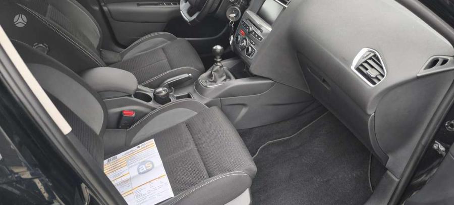 Melns Citroen C4 2017 Tauragė, ar dzinēja tilpumu 1.20 L un nobraukumu 117 tūkst. km par 4200 €, foto 18 vietnē AUTOMOTO.COM.LV