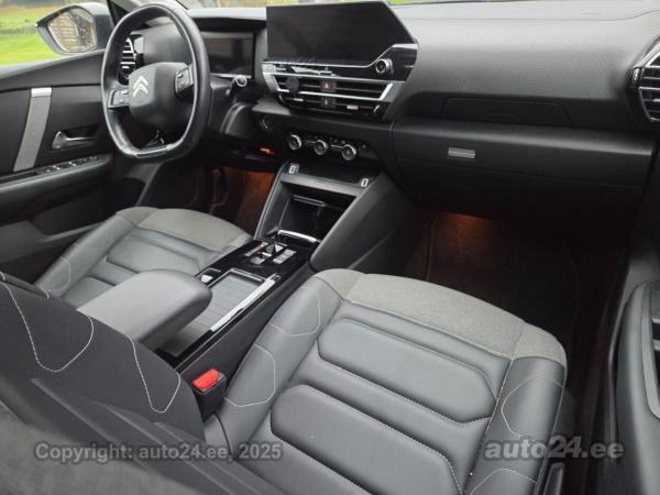 Black Citroen C4 2021 in Tartu, with an engine capacity of 1.20 L and mileage of 57 thousand km for 17999 €, photo 11 on AUTOMOTO.COM.LV
