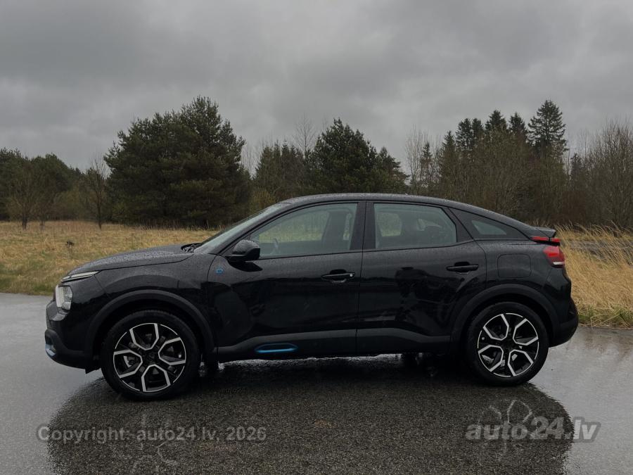 Black Citroen C4 2022 in Tallinn, with an engine capacity of 0.00 L and mileage of 41 thousand km for 19500 €, photo 5 on AUTOMOTO.COM.LV