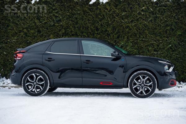Melns Citroen C4 2022 Rīga, ar dzinēja tilpumu 0.00 L un nobraukumu 33 tūkst. km par 17500 €, foto 4 vietnē AUTOMOTO.COM.LV