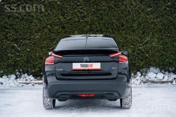 Melns Citroen C4 2022 Rīga, ar dzinēja tilpumu 0.00 L un nobraukumu 33 tūkst. km par 17500 €, foto 6 vietnē AUTOMOTO.COM.LV