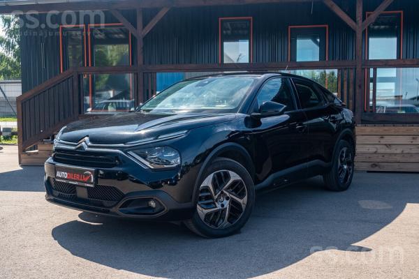 Black Citroen C4 2022 in Riga, with an engine capacity of 1.50 L and mileage of 0 thousand km for 13900 €, photo 8 on AUTOMOTO.COM.LV