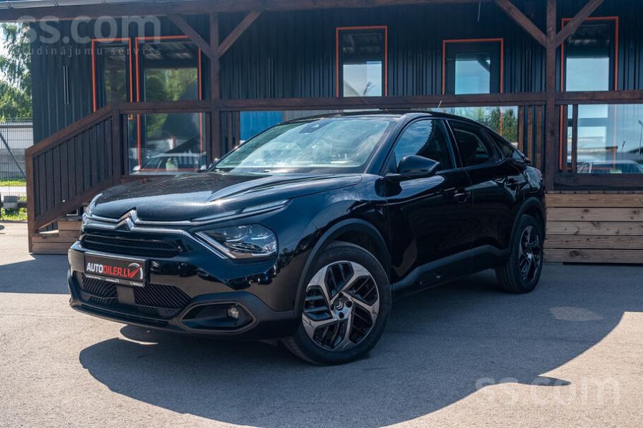 Black Citroen C4 2022 in Riga, with an engine capacity of 1.50 L and mileage of 0 thousand km for 13900 €, photo 9 on AUTOMOTO.COM.LV