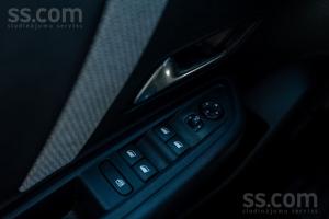Black Citroen C4 2022 in Riga, with an engine capacity of 1.50 L and mileage of 0 thousand km for 13900 €, photo 25 on AUTOMOTO.COM.LV