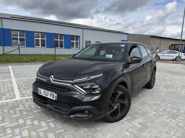 Melns Citroen C4 2022 Tauragė, ar dzinēja tilpumu 1.20 L un nobraukumu 97 tūkst. km par 12584 €, foto 1 vietnē AUTOMOTO.COM.LV