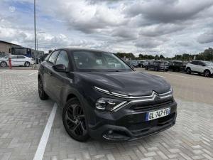 Melns Citroen C4 2022 Tauragė, ar dzinēja tilpumu 1.20 L un nobraukumu 97 tūkst. km par 12584 €, foto 3 vietnē AUTOMOTO.COM.LV