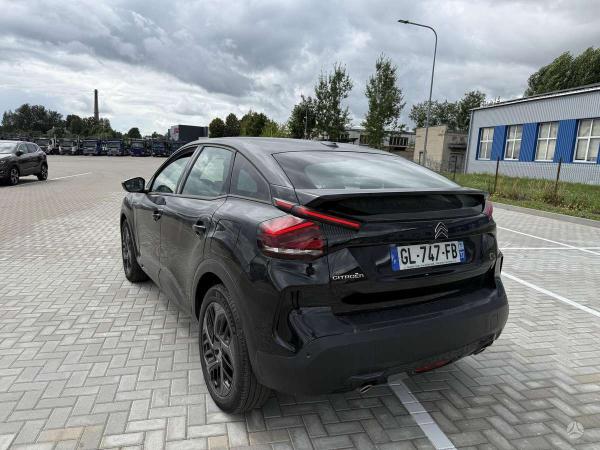 Melns Citroen C4 2022 Tauragė, ar dzinēja tilpumu 1.20 L un nobraukumu 97 tūkst. km par 12584 €, foto 5 vietnē AUTOMOTO.COM.LV
