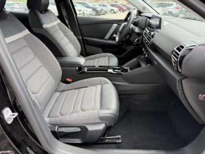 Melns Citroen C4 2022 Tauragė, ar dzinēja tilpumu 1.20 L un nobraukumu 97 tūkst. km par 12584 €, foto 11 vietnē AUTOMOTO.COM.LV
