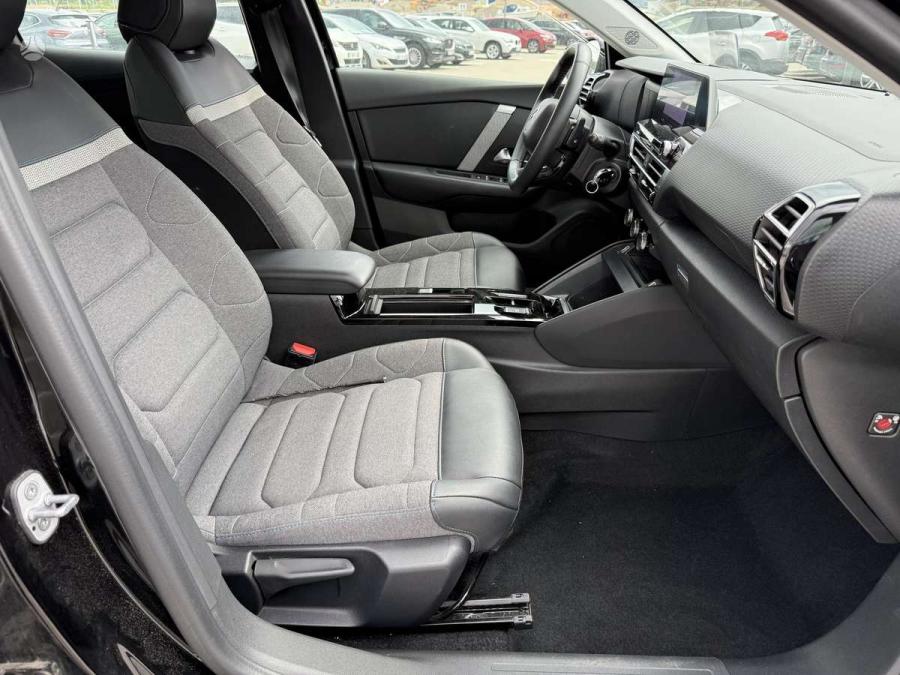Melns Citroen C4 2022 Tauragė, ar dzinēja tilpumu 1.20 L un nobraukumu 97 tūkst. km par 12584 €, foto 11 vietnē AUTOMOTO.COM.LV