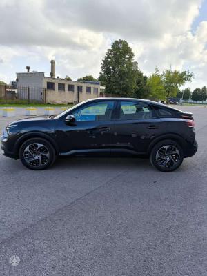 Melns Citroen C4 2022 Marijampole, ar dzinēja tilpumu 1.20 L un nobraukumu 110 tūkst. km par 11919 €, foto 8 vietnē AUTOMOTO.COM.LV
