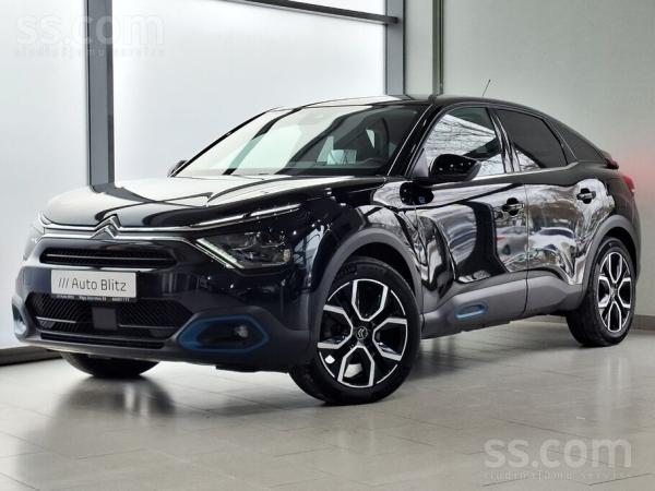 Melns Citroen C4 2023 Rīga, ar dzinēja tilpumu 0.00 L un nobraukumu 35 tūkst. km par 21500 €, foto 1 vietnē AUTOMOTO.COM.LV