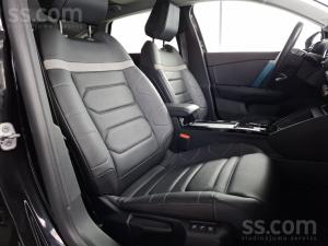 Melns Citroen C4 2023 Rīga, ar dzinēja tilpumu 0.00 L un nobraukumu 35 tūkst. km par 21500 €, foto 9 vietnē AUTOMOTO.COM.LV