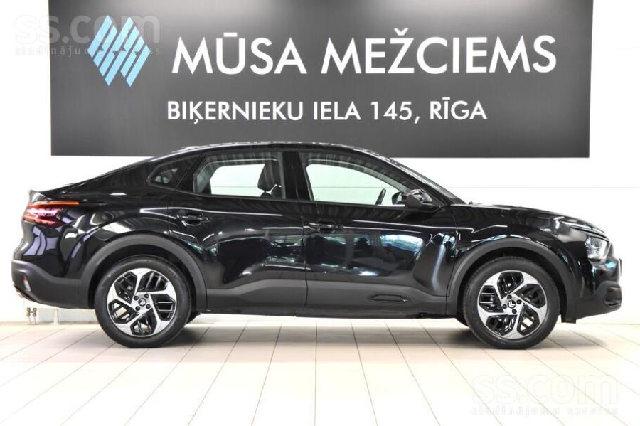 Черный Ситроен С4 2023 в Рига, объемом двигателя 1.20 л и пробегом 78 тыс. км за 15490 €, фото 5 на AUTOMOTO.COM.LV