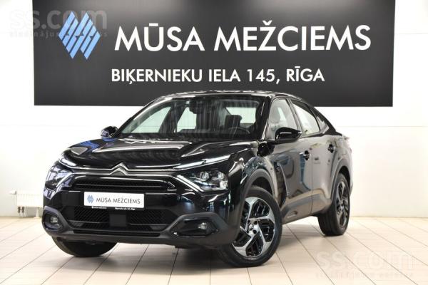 Melns Citroen C4 2023 Rīga, ar dzinēja tilpumu 1.20 L un nobraukumu 78 tūkst. km par 15490 €, foto 1 vietnē AUTOMOTO.COM.LV