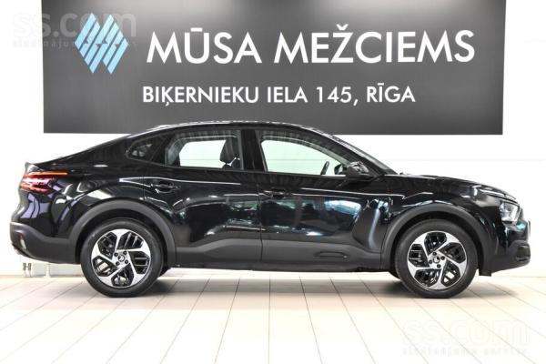 Melns Citroen C4 2023 Rīga, ar dzinēja tilpumu 1.20 L un nobraukumu 78 tūkst. km par 15490 €, foto 4 vietnē AUTOMOTO.COM.LV