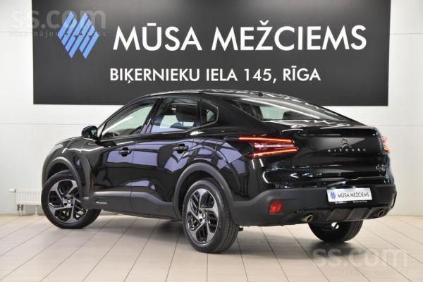 Melns Citroen C4 2023 Rīga, ar dzinēja tilpumu 1.20 L un nobraukumu 78 tūkst. km par 15490 €, foto 8 vietnē AUTOMOTO.COM.LV