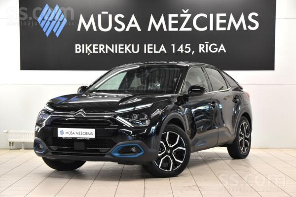 Ситроен С4 2023 в Рига на AUTOMOTO.COM.LV Черный Ситроен С4 2023 в Рига, объемом двигателя 0.00 л и пробегом 3 тыс. км за 23990 €, фото 1 на AUTOMOTO.COM.LV