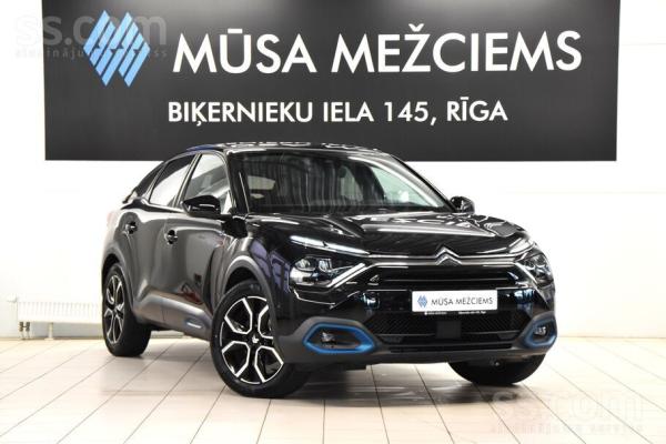 Ситроен С4 2023 в Рига на AUTOMOTO.COM.LV Черный Ситроен С4 2023 в Рига, объемом двигателя 0.00 л и пробегом 3 тыс. км за 23990 €, фото 4 на AUTOMOTO.COM.LV