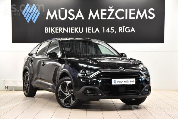 Black Citroen C4 2024 in Riga, with an engine capacity of 0.00 L and mileage of 4 thousand km for 23490 €, photo 4 on AUTOMOTO.COM.LV