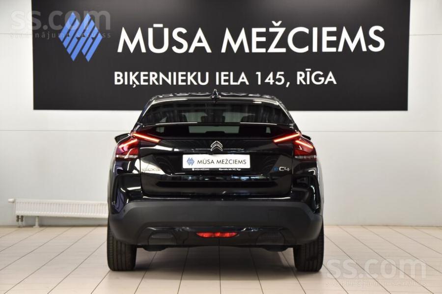Melns Citroen C4 2024 Rīga, ar dzinēja tilpumu 0.00 L un nobraukumu 48 tūkst. km par 22990 €, foto 14 vietnē AUTOMOTO.COM.LV