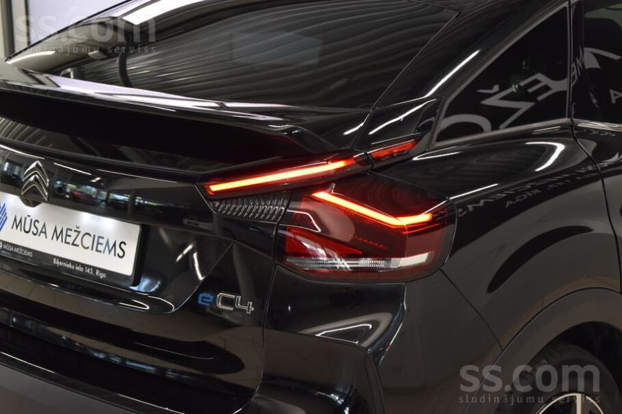 Melns Citroen C4 2024 Rīga, ar dzinēja tilpumu 0.00 L un nobraukumu 48 tūkst. km par 22990 €, foto 18 vietnē AUTOMOTO.COM.LV